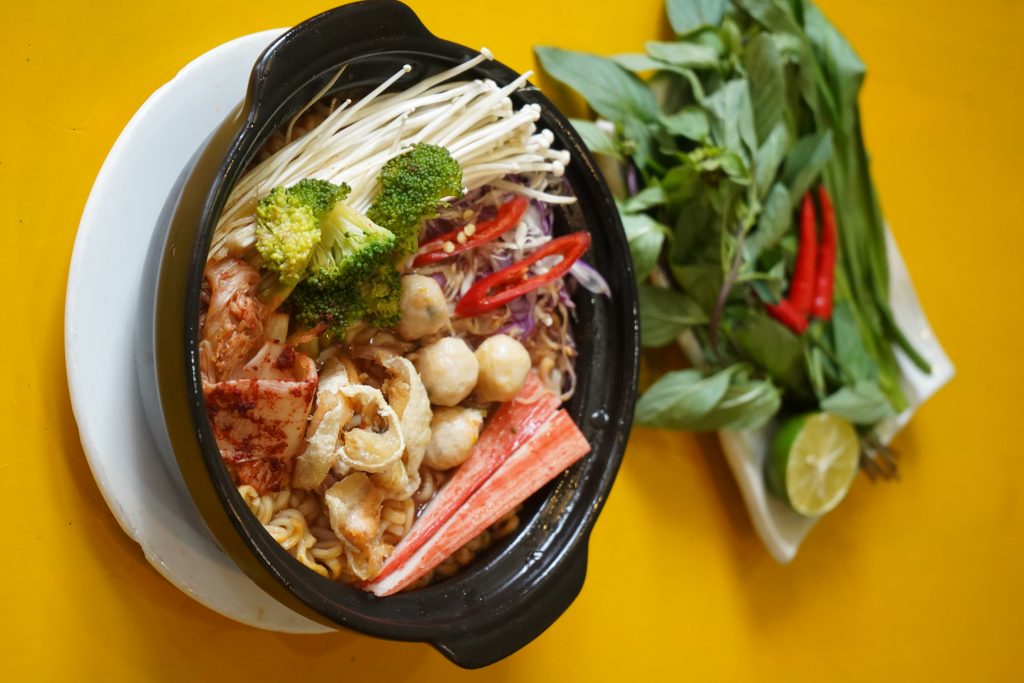 Lợi ích của việc ăn cay từ quả ớt. - June Noodle